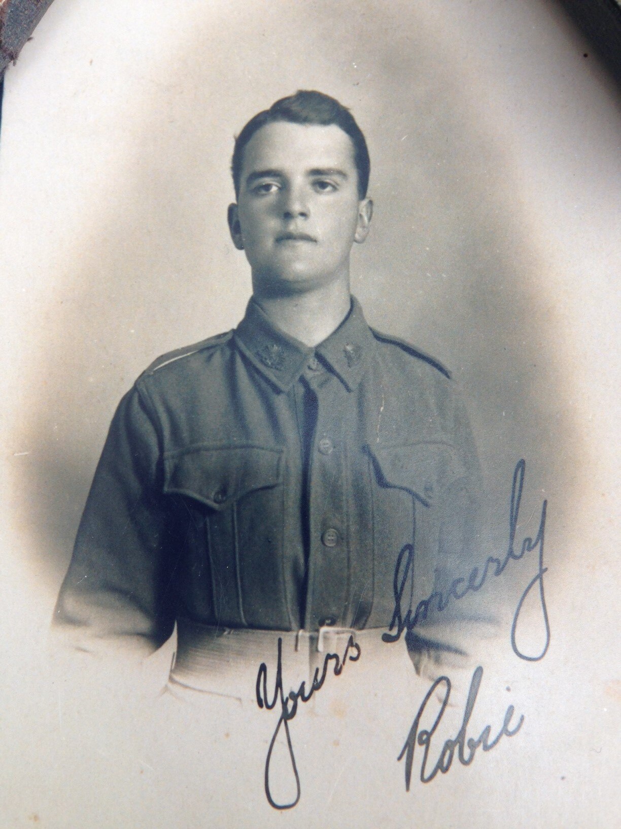 WWI veteran's granddaughters reflect on departure from Melbourne for ...