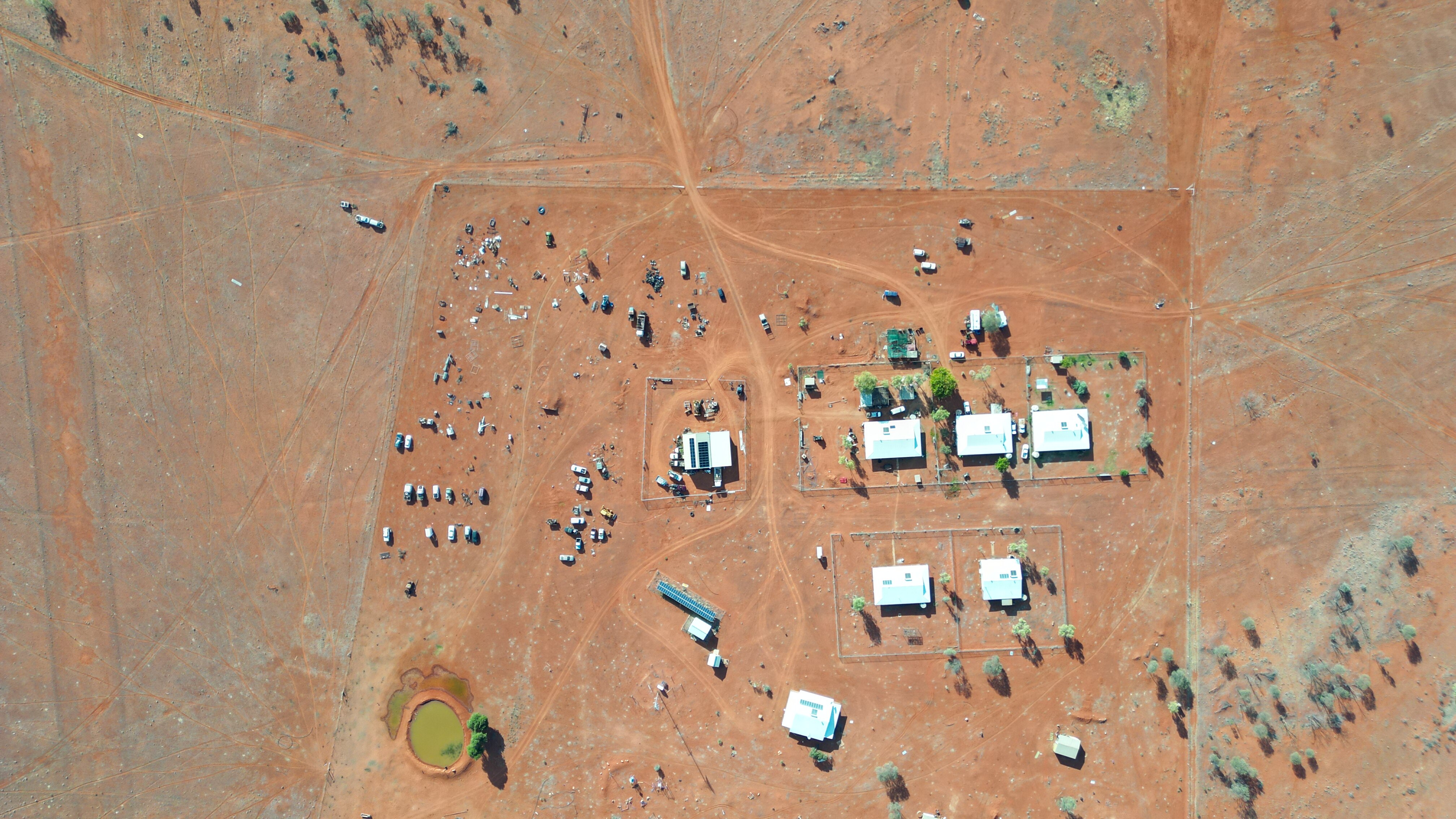 Remote outback communities go solar to protect food during wet season ...