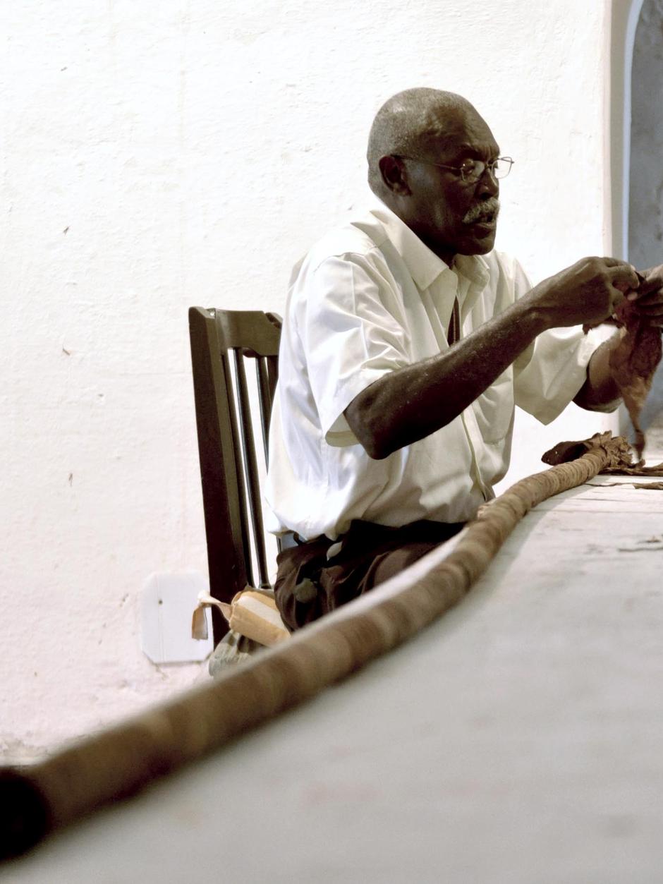 Cuban cigar tsar on a roll - ABC News