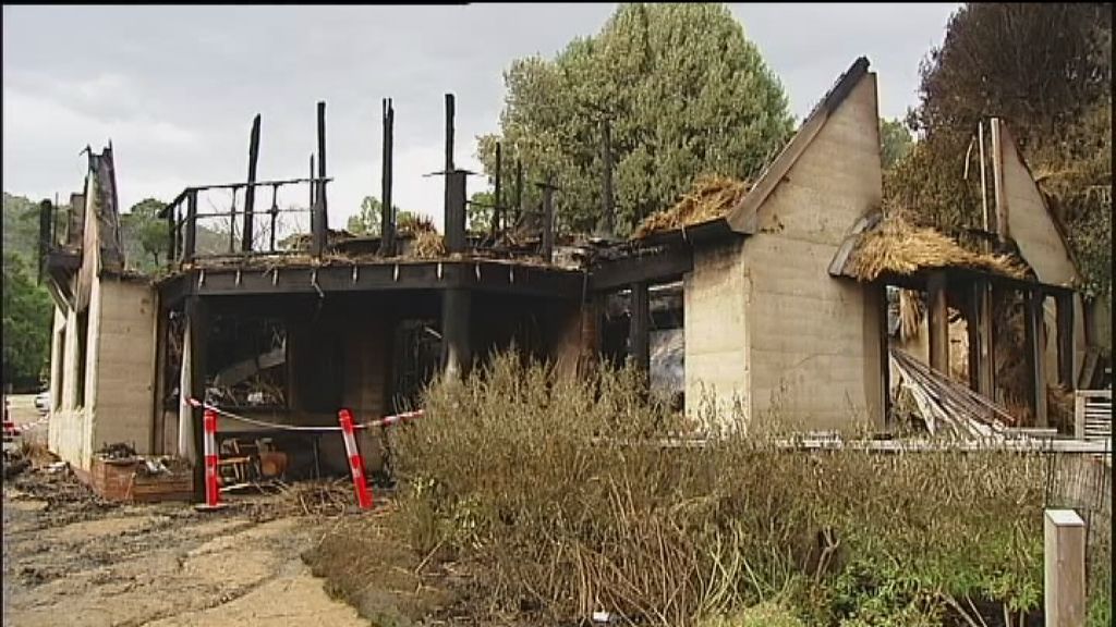 Victoria fires: Fire crews battling to control several blazes across ...