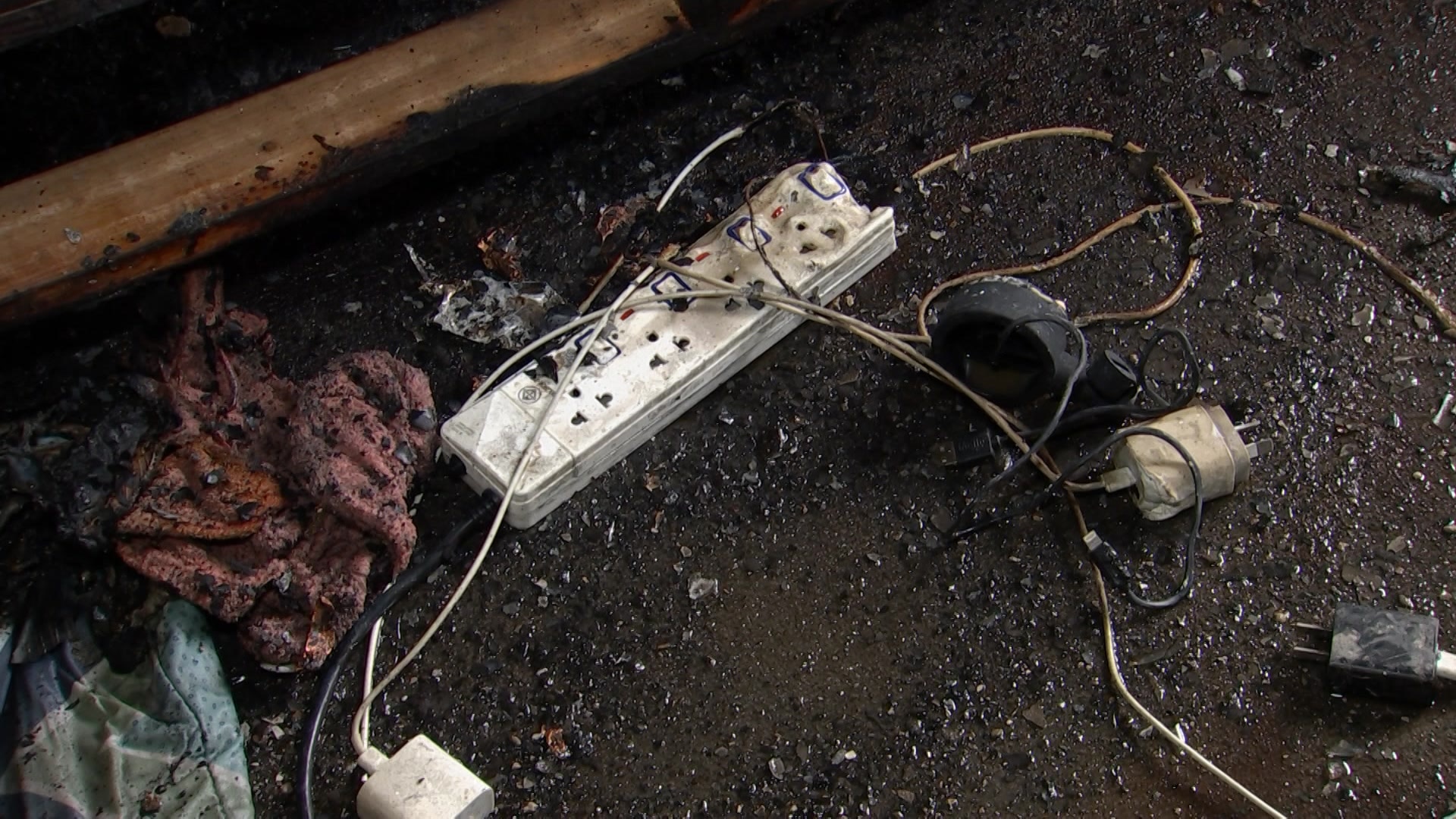 Fire authorities warn of lithium-ion battery risks after two students ...