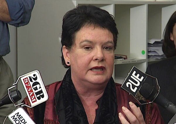 ACTU prepared to fight IR legislation 'gaps' - ABC News