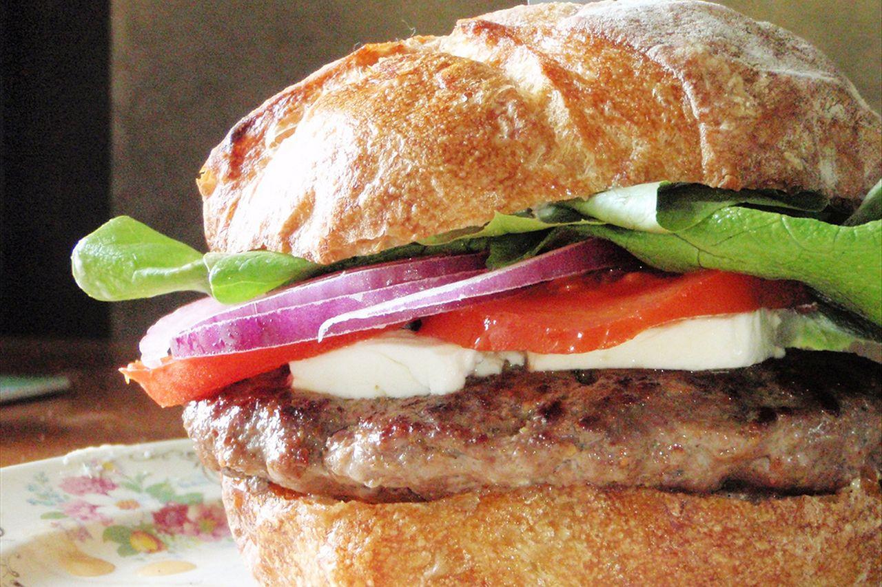 Vince Garreffa's Calabrian Pork Sausage Burgers - ABC Everyday