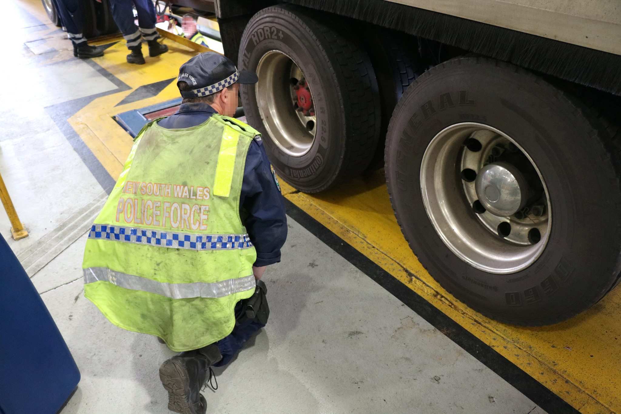 NSW Police discover defects in dozens of trucks from one company - ABC News