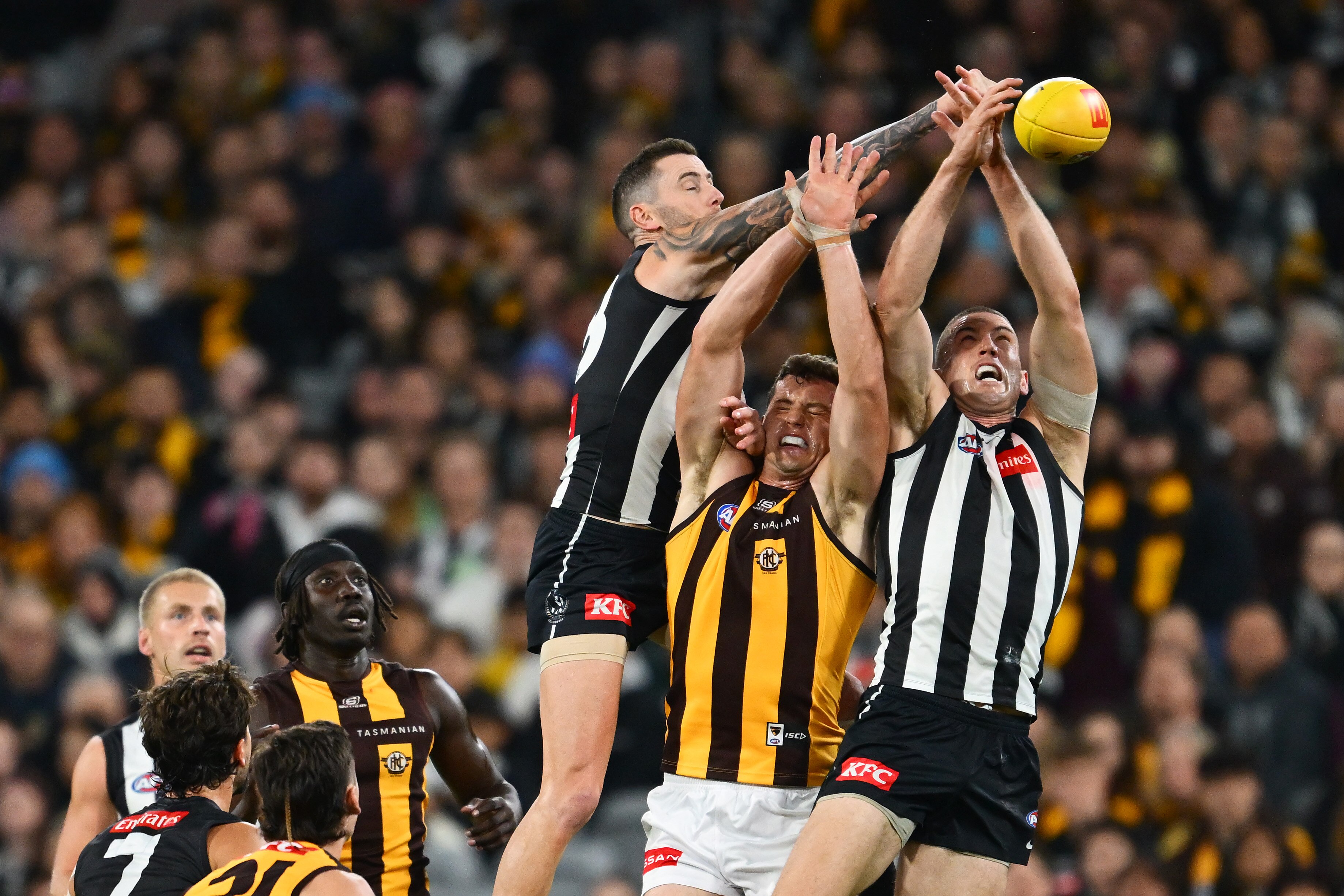 Tien scores huge upset over Medvedev in early-morning Australian Open ...