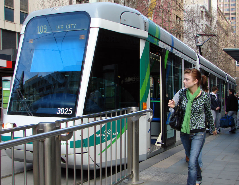 Claims tram fare evasion will rise under myki - ABC News