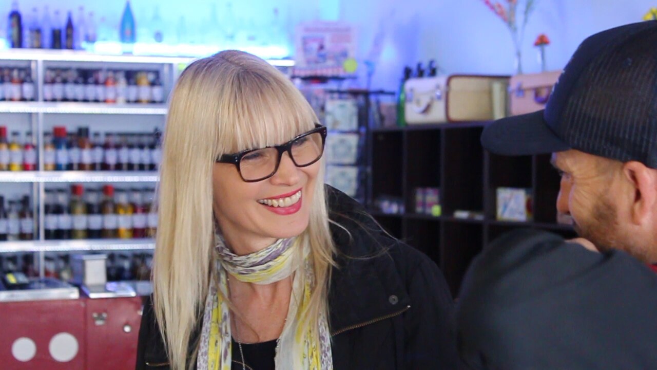 A different kind of cut for Broken Hill's last male barber, sharing ...