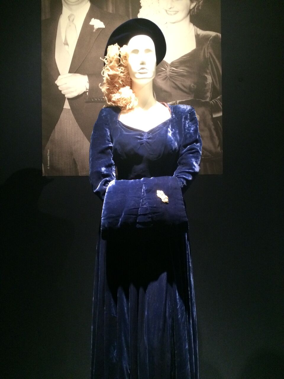 'They were style': Margaret Thatcher's power wardrobe up for auction in ...