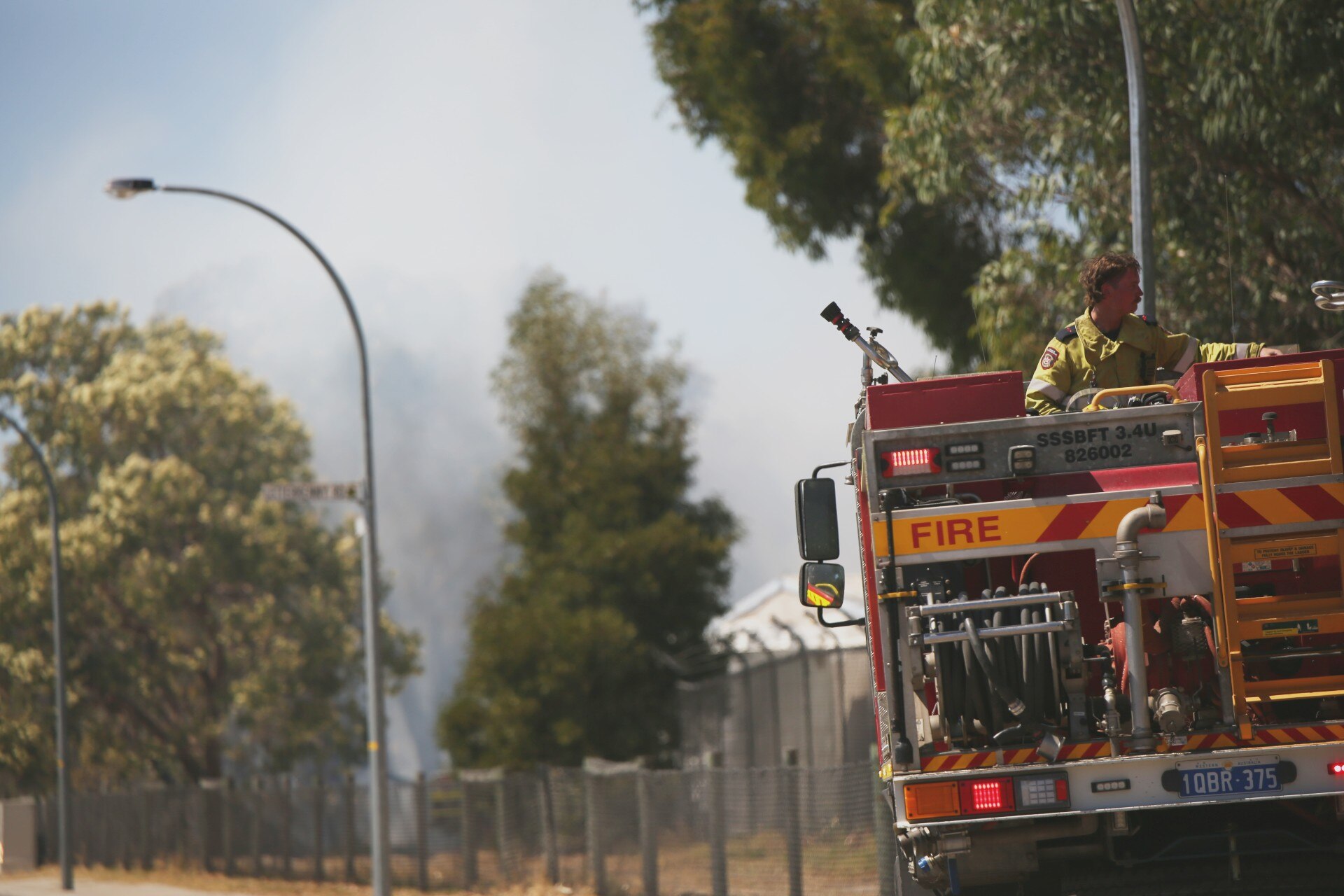 Perth braces for more days over 40C as another extreme heatwave hits ...