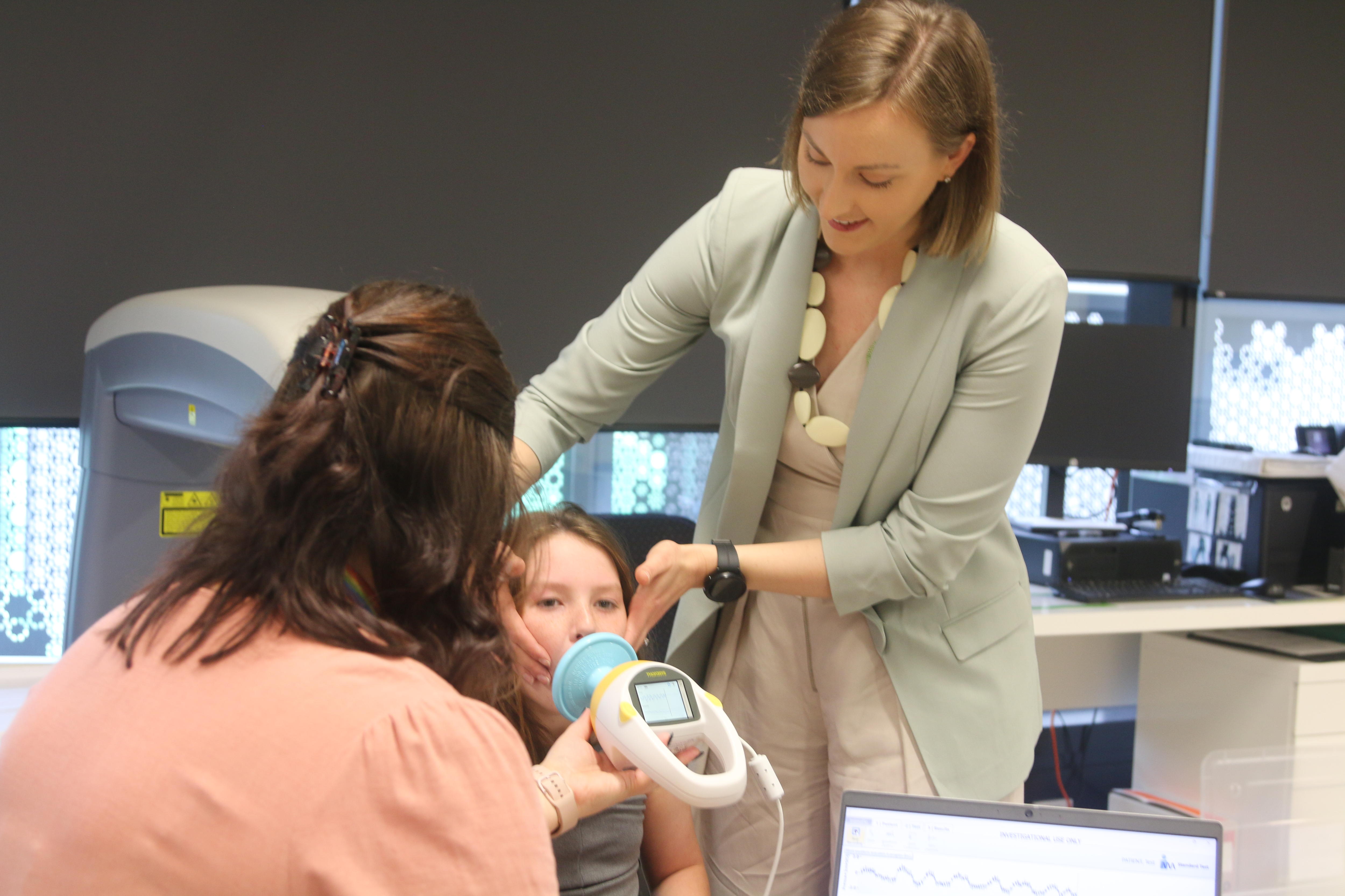 University of Queensland Run4HealthCP helps Scarlett Halliday run for ...