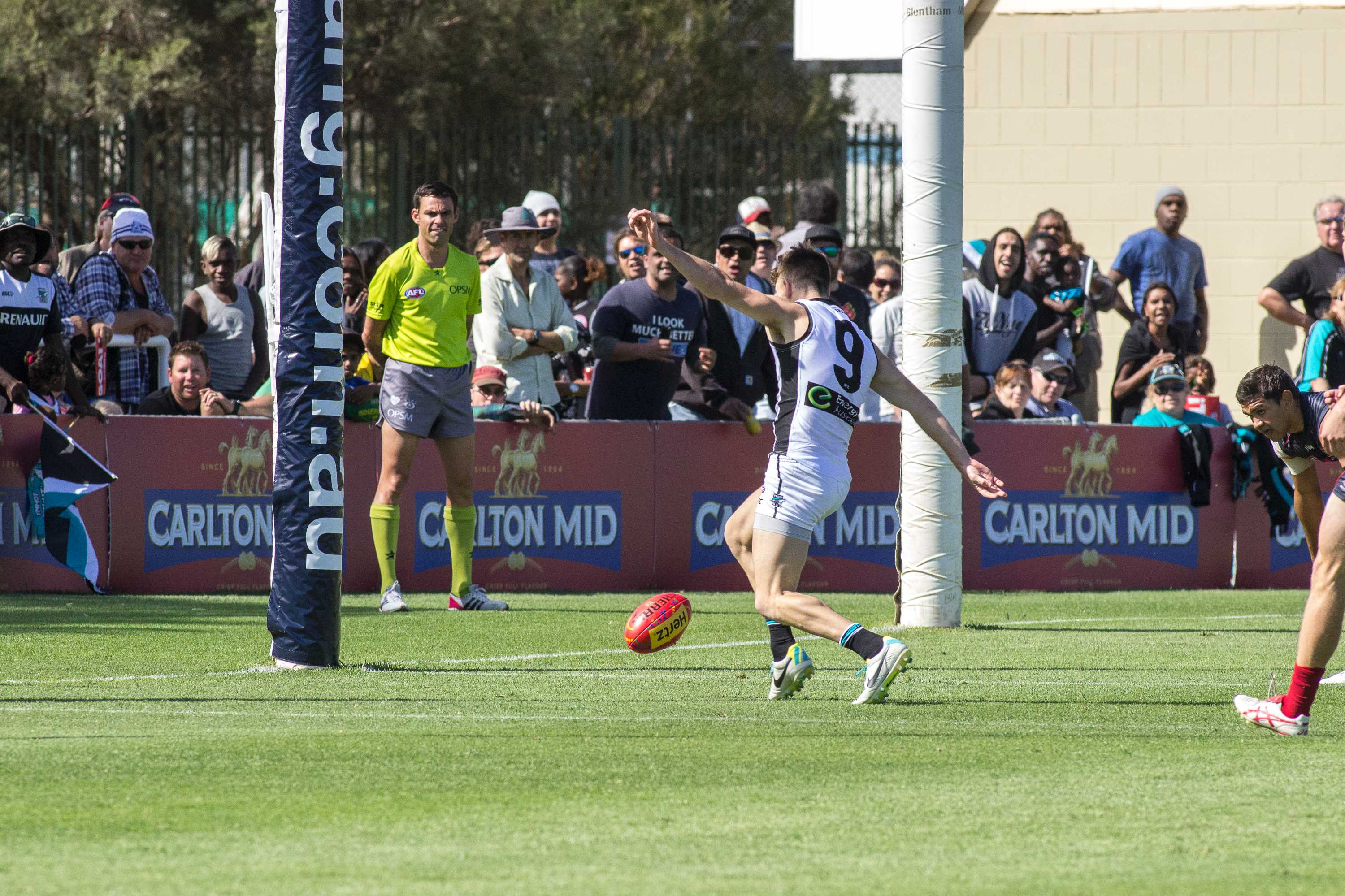Port Adelaide go two games clear on AFL ladder, beating Melbourne by 20 ...