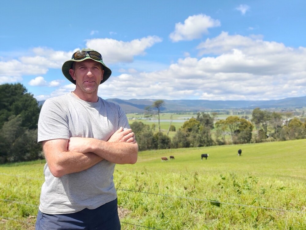 Dairy Farmer makes good his promise to retire - ABC listen