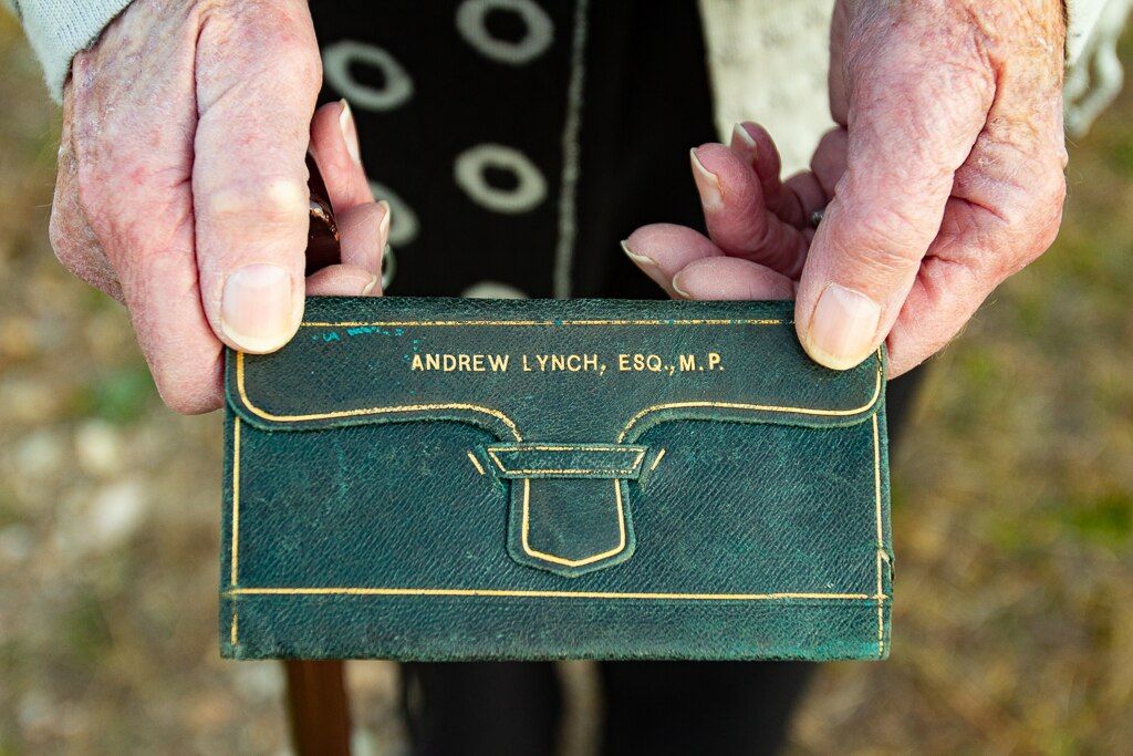 Cashless, cardless economy changing wallet design — or dispensing of ...