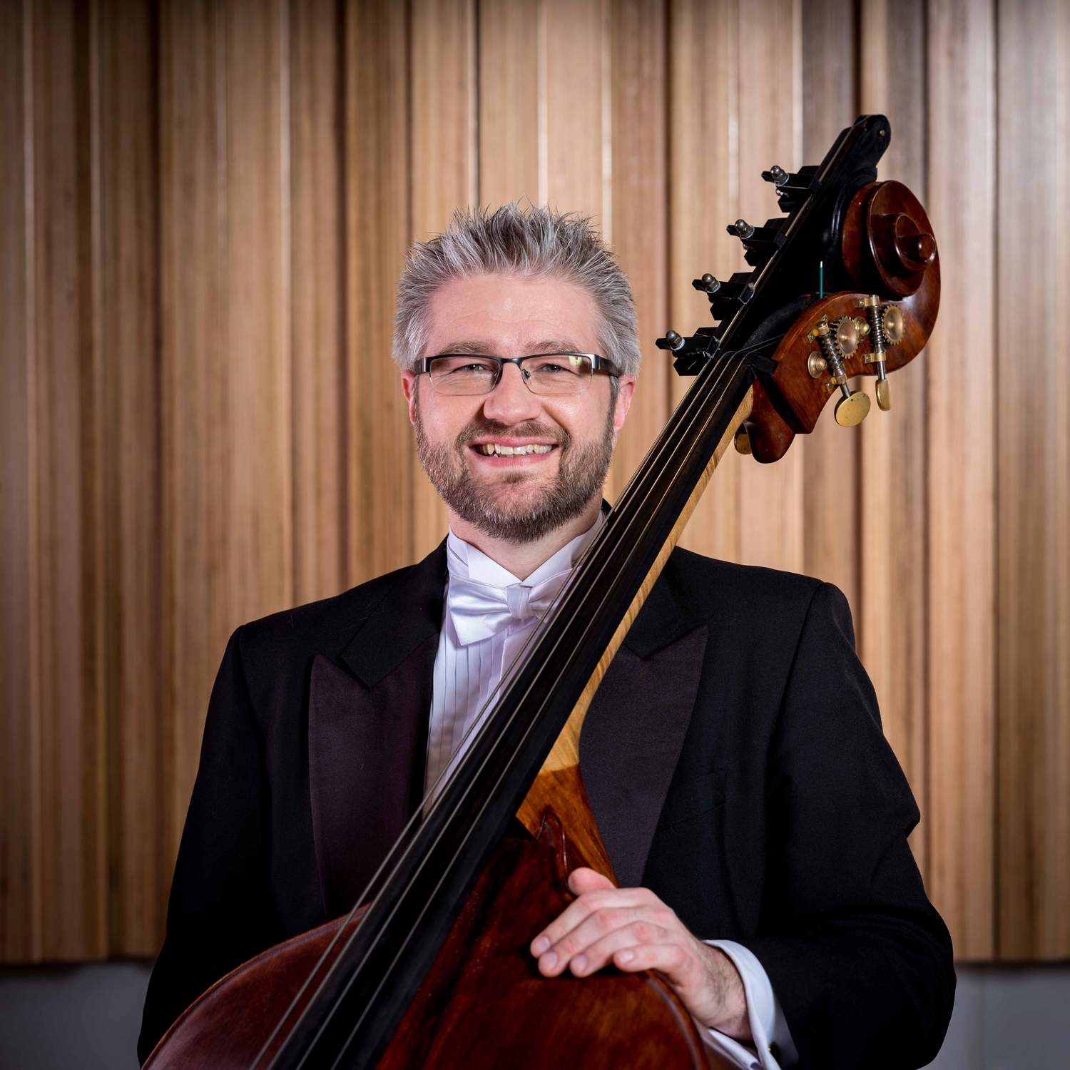 To have and to hold: Stuart Thomson and his 280yr old Italian - ABC listen