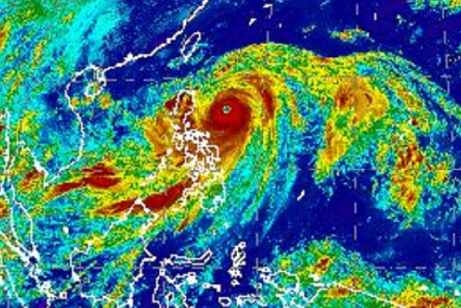 Countdown to landfall for major storms in Philippines, US - ABC listen