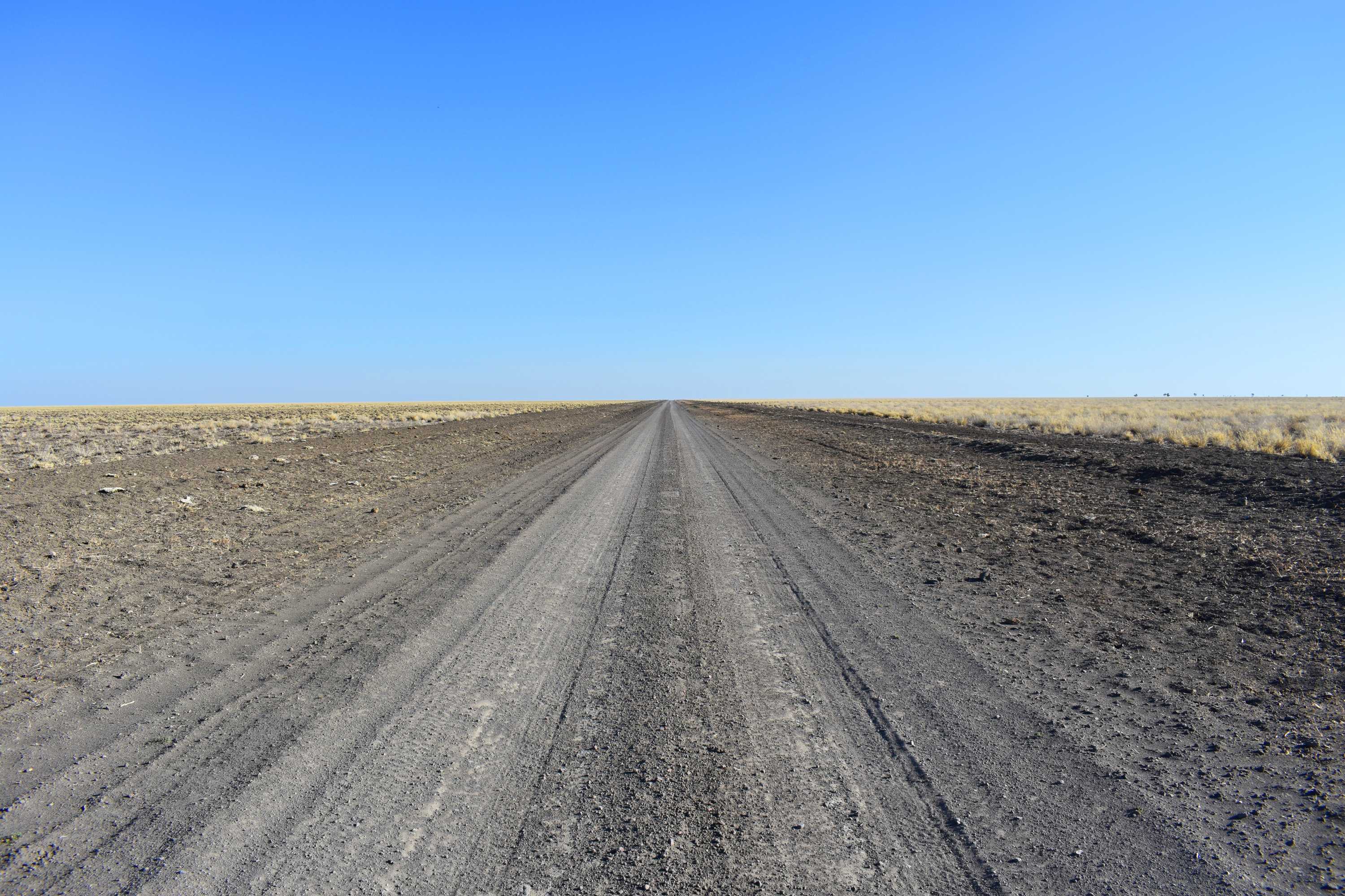 The outback truckie who's driven around the world almost 80 times ...