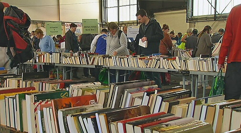 Charity book fair in Canberra attracts record crowds - ABC News