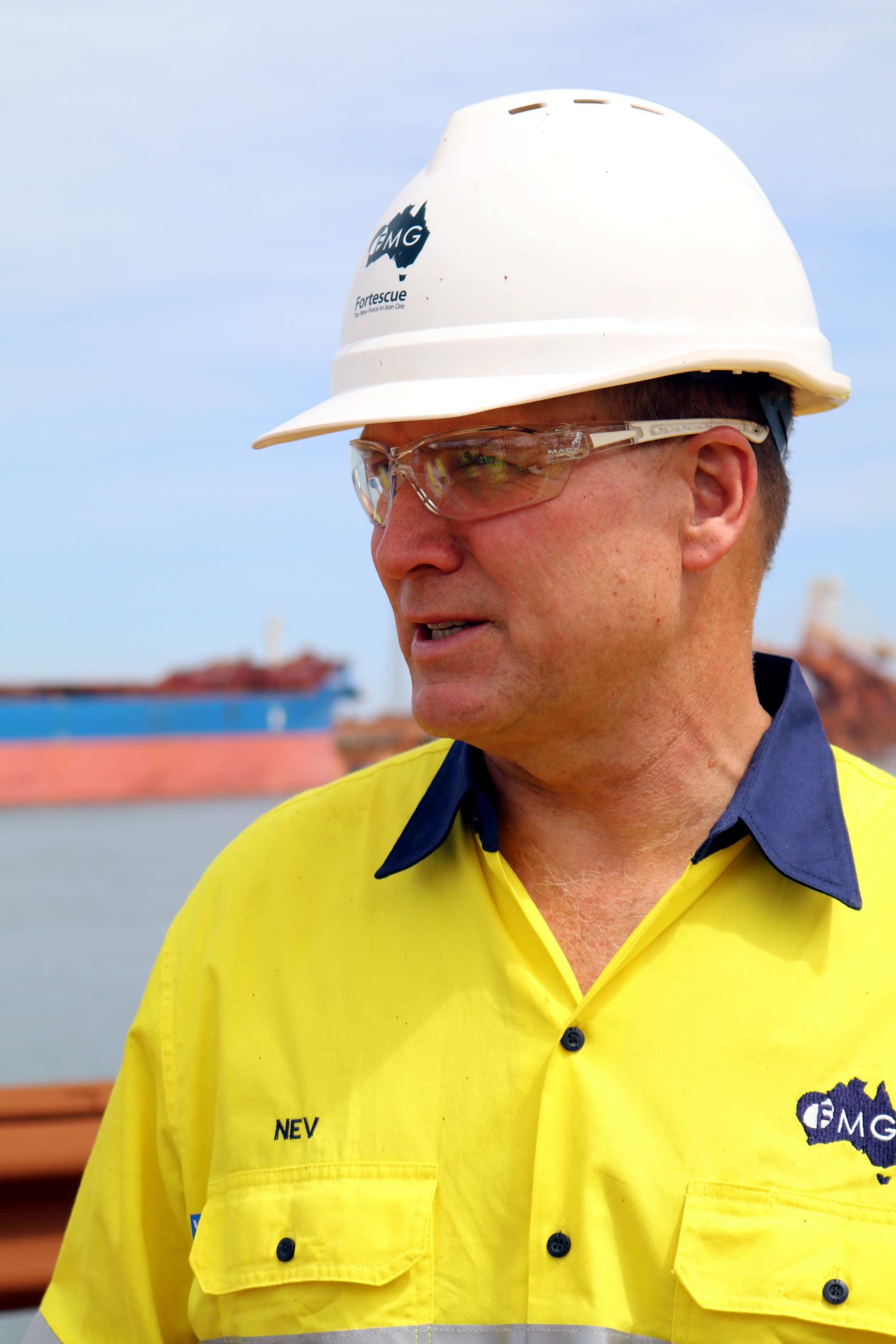 Fortescue Metals Group chooses 'cruise control' over driverless iron ...