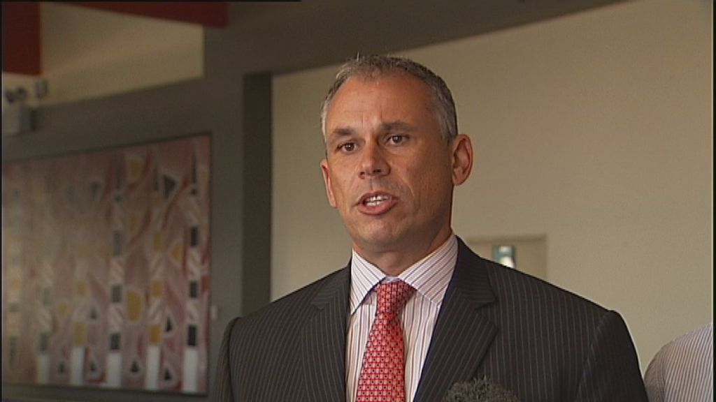 NT Chief Minister Adam Giles clarifies 'non-Muslim' refugees welcome ...