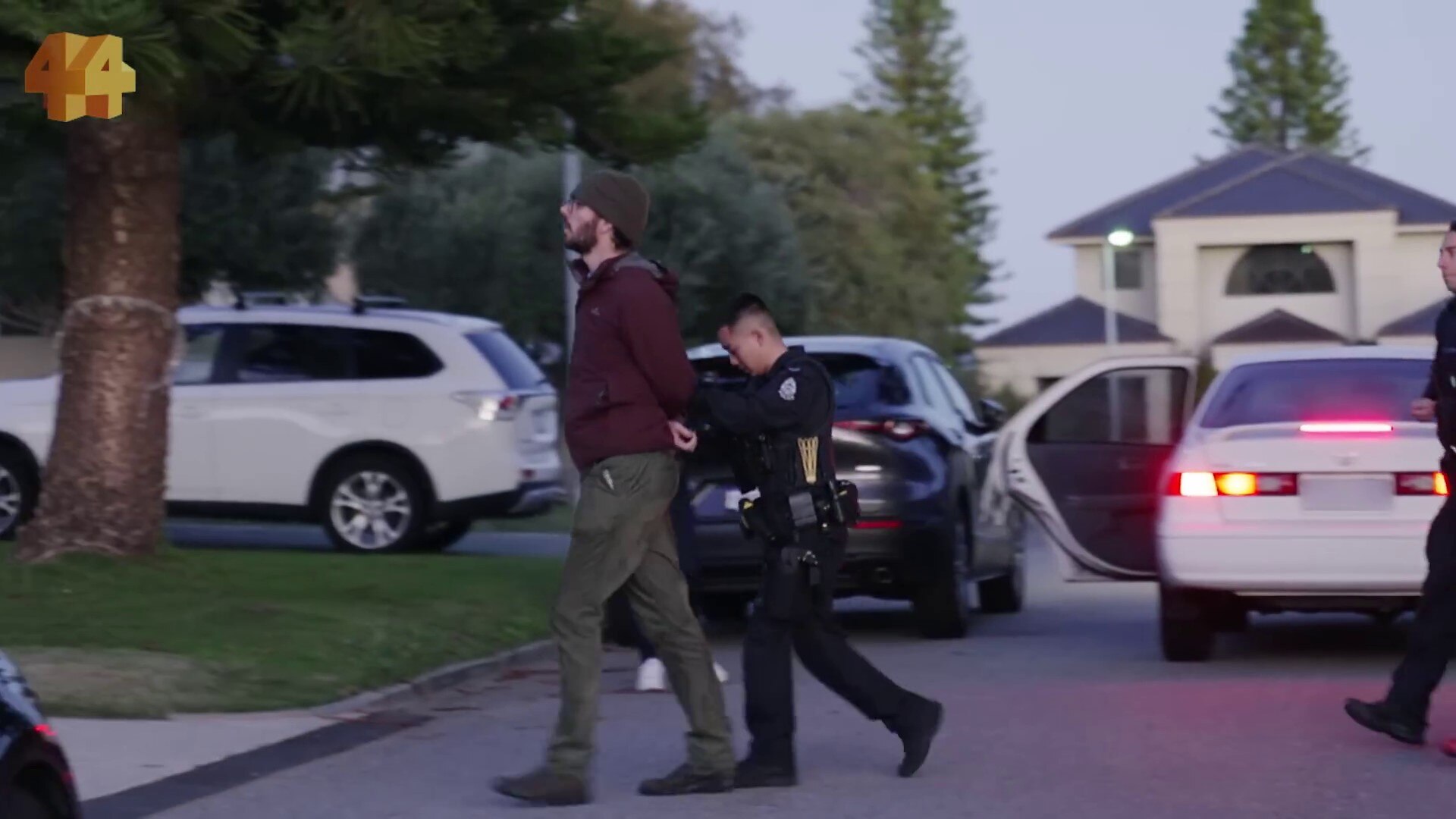 Demonised detainees; ABC “betrayal’; Deepfake scams. - Media Watch