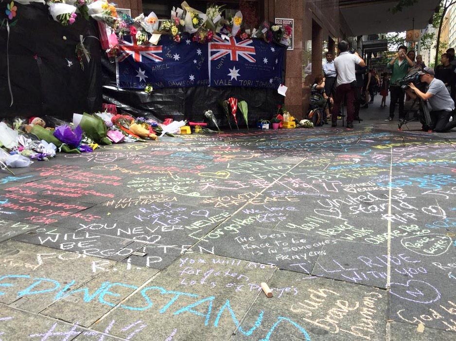 Sydney siege: Photos show community tributes to those affected ...