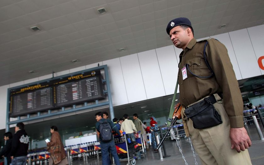Security scare at New Delhi airport - ABC News