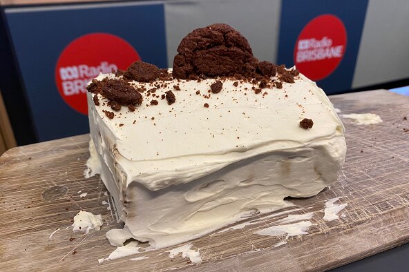 Chocolate biscuit cream cake - ABC News