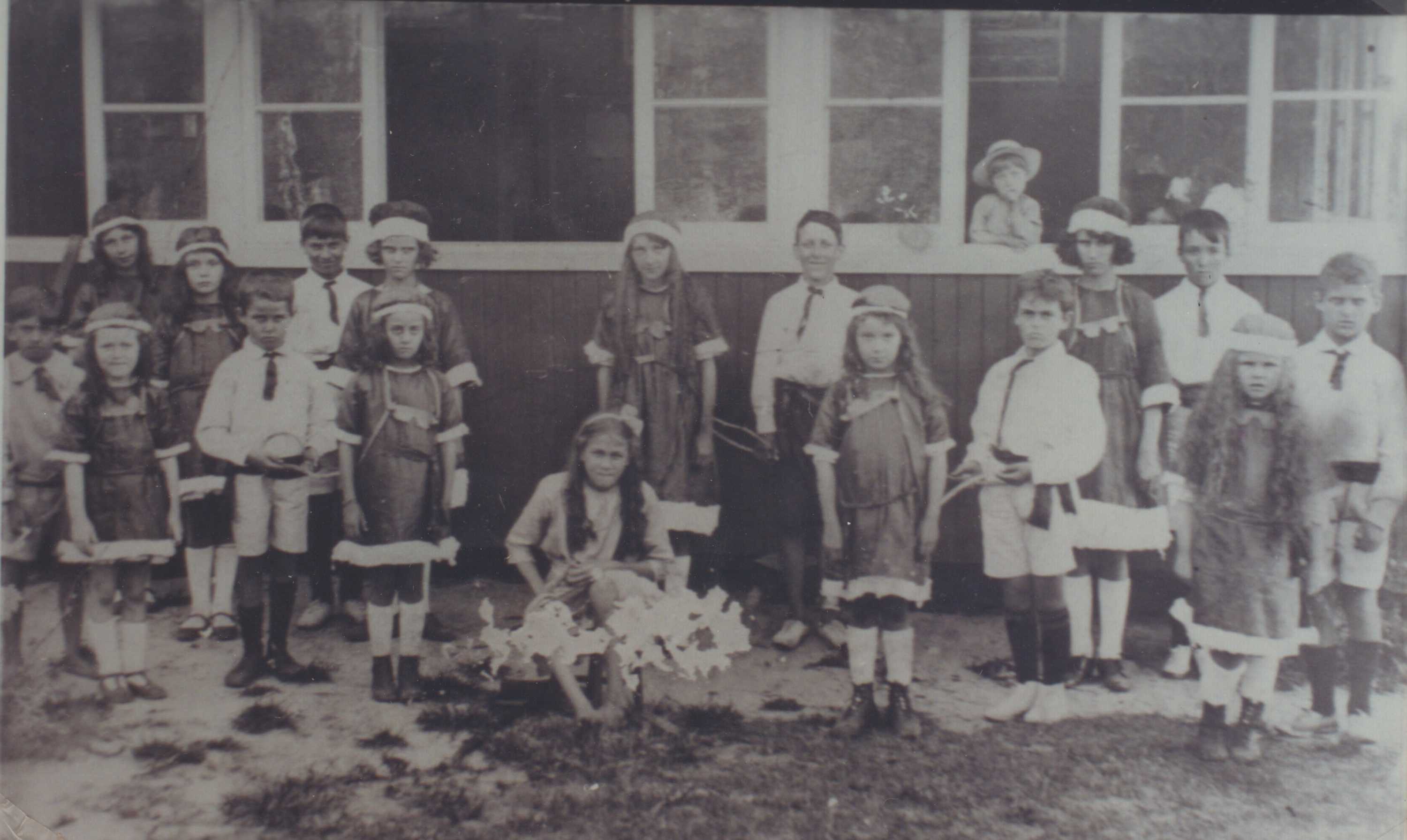 Chevallum State School celebrates 100 years of education - ABC Sunshine ...