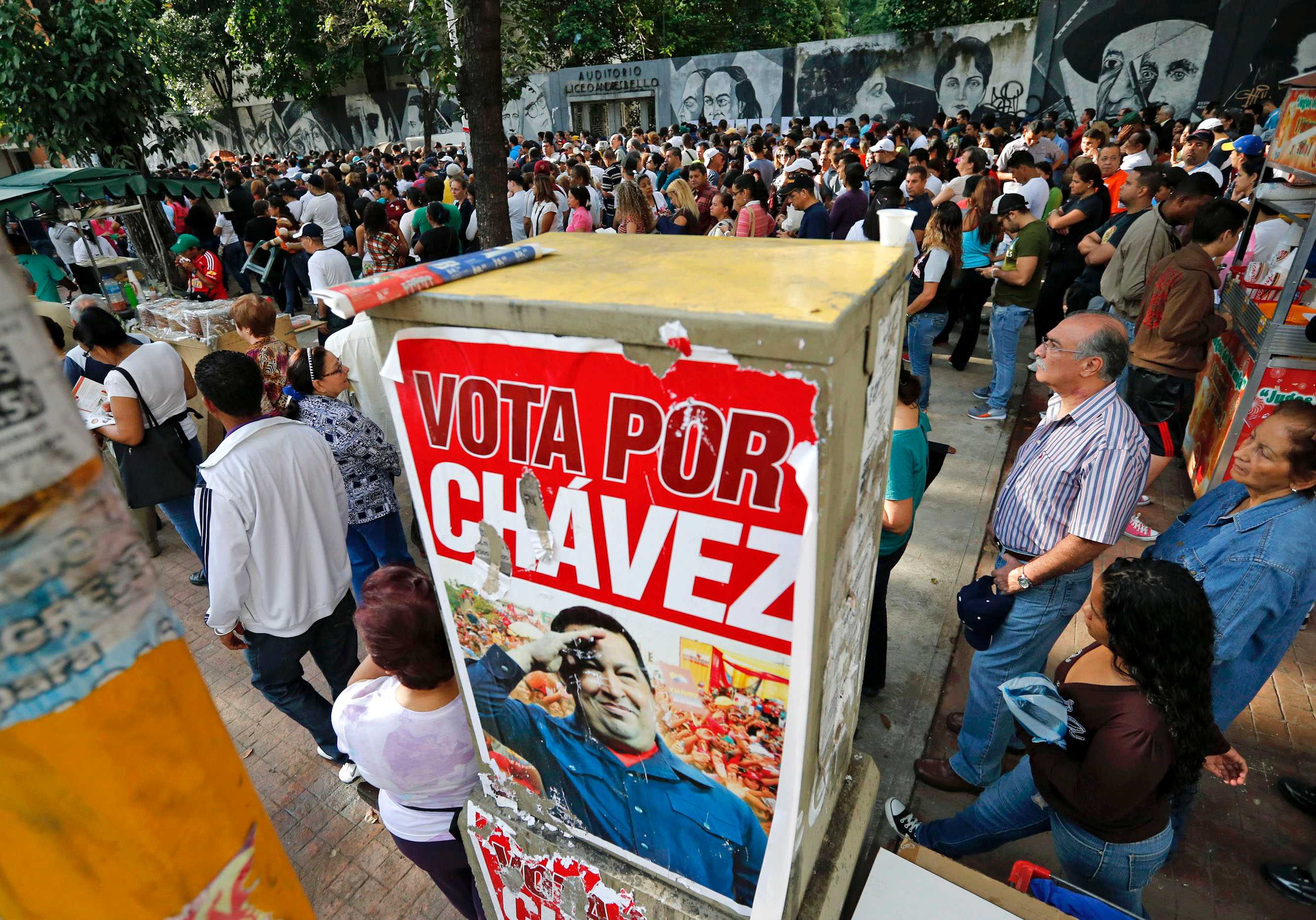 Venezuelans vote in tough election for Chavez - ABC News