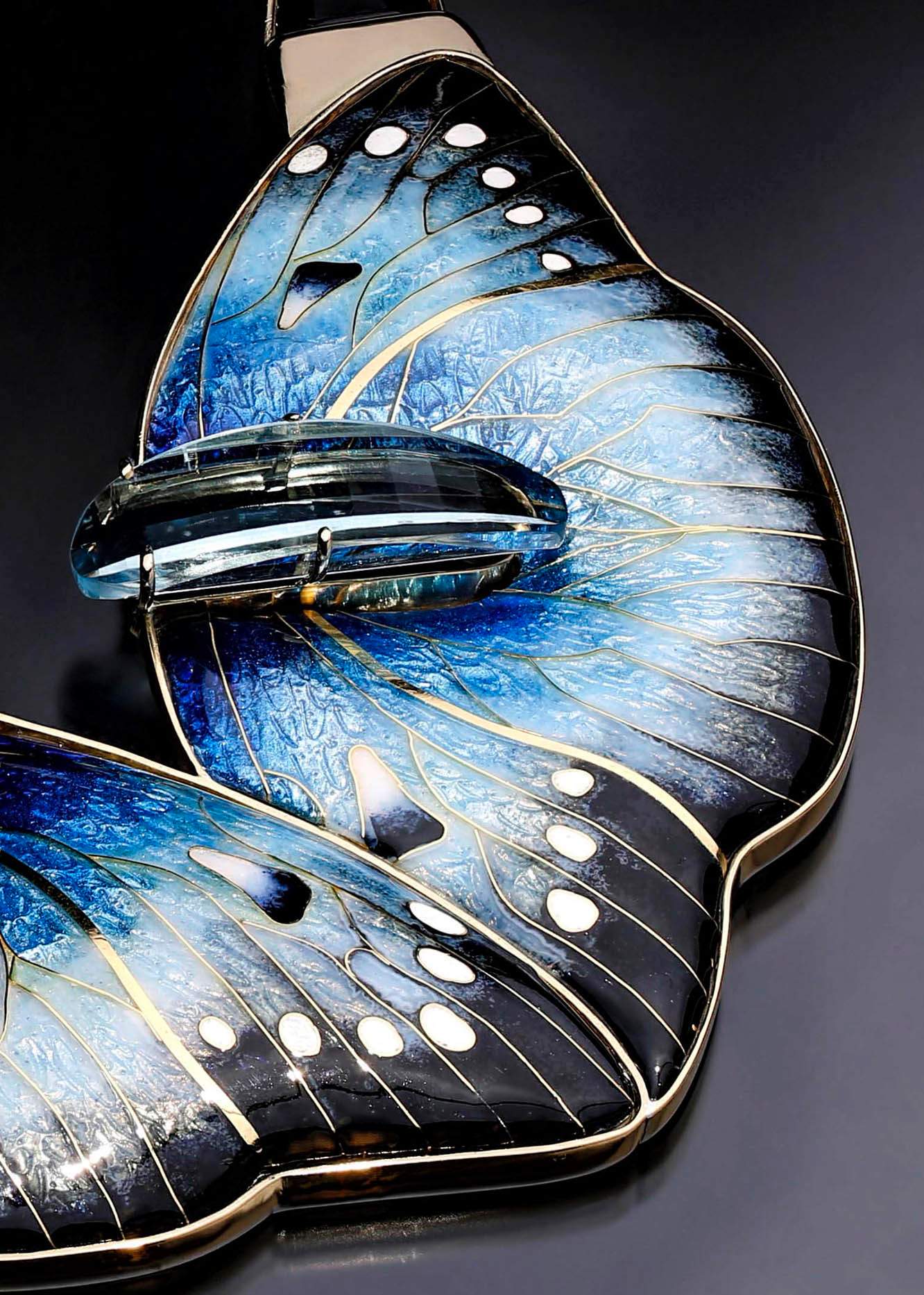 Melbourne woman Debbie Sheezel named among world's top enamel jewellers ...