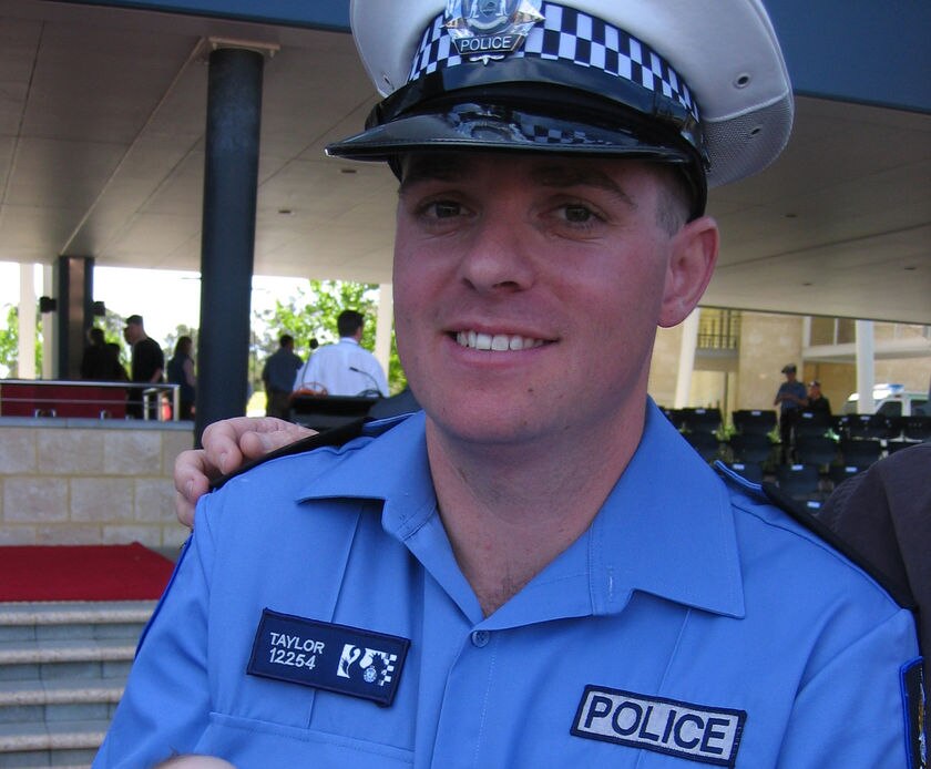 Police rally to support mandatory sentencing - ABC News