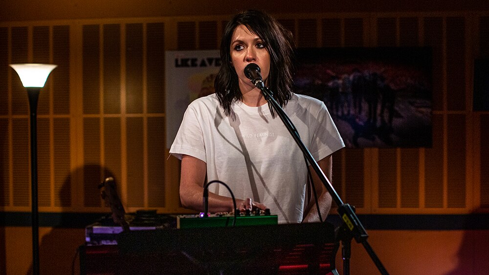 K.Flay covers Gwen Stefani 'Hollaback Girl' for Like A Version [2019 ...