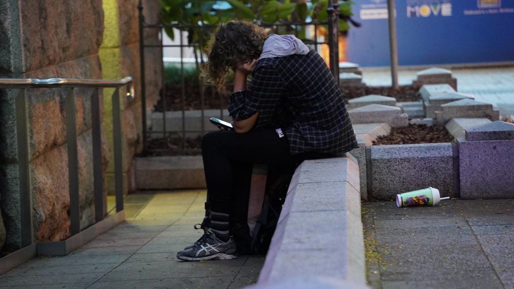 Children living rough on Brisbane's streets - ABC News