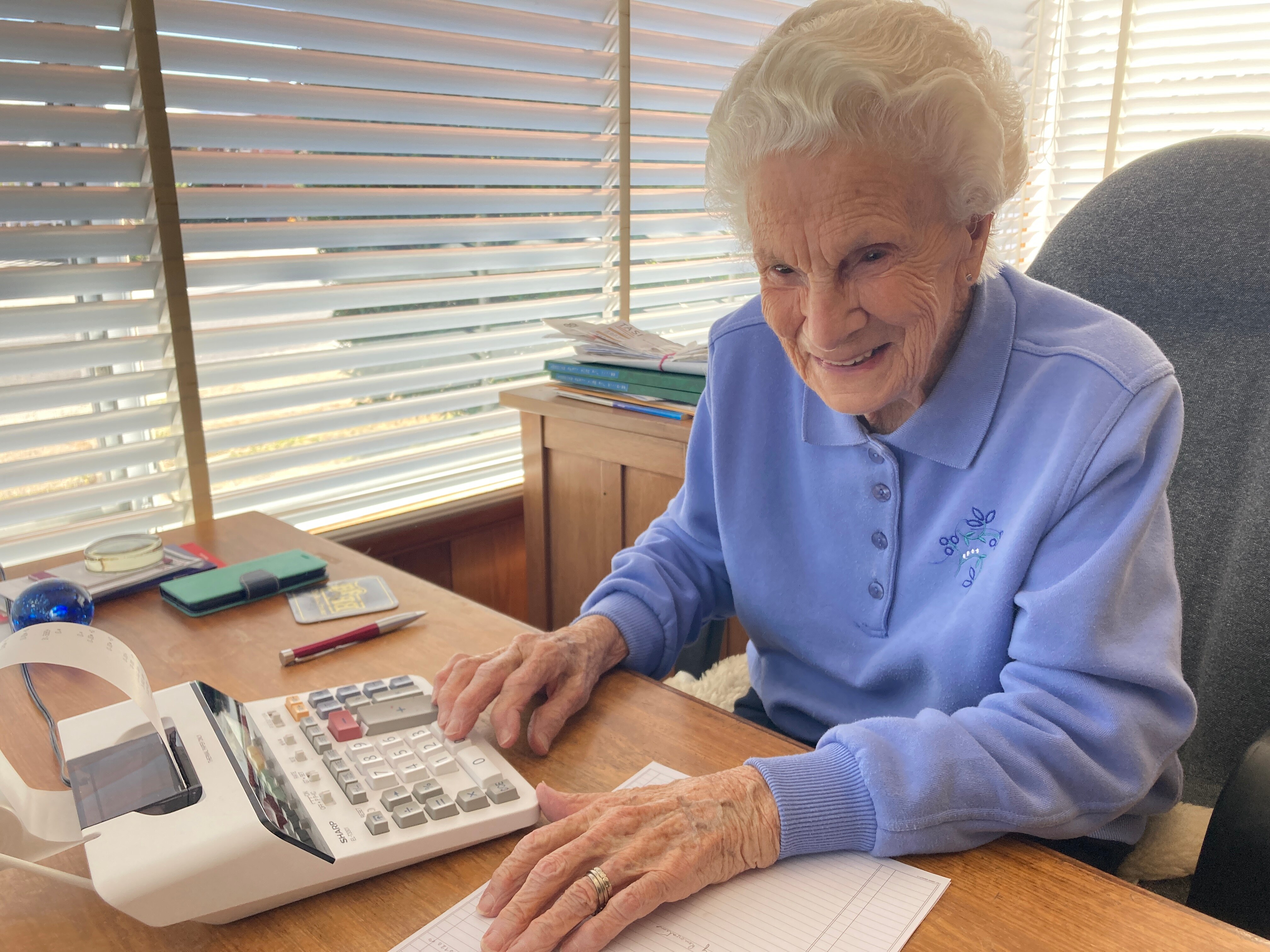 Launceston-based accountant says she'll retire when she turns 100 - ABC ...