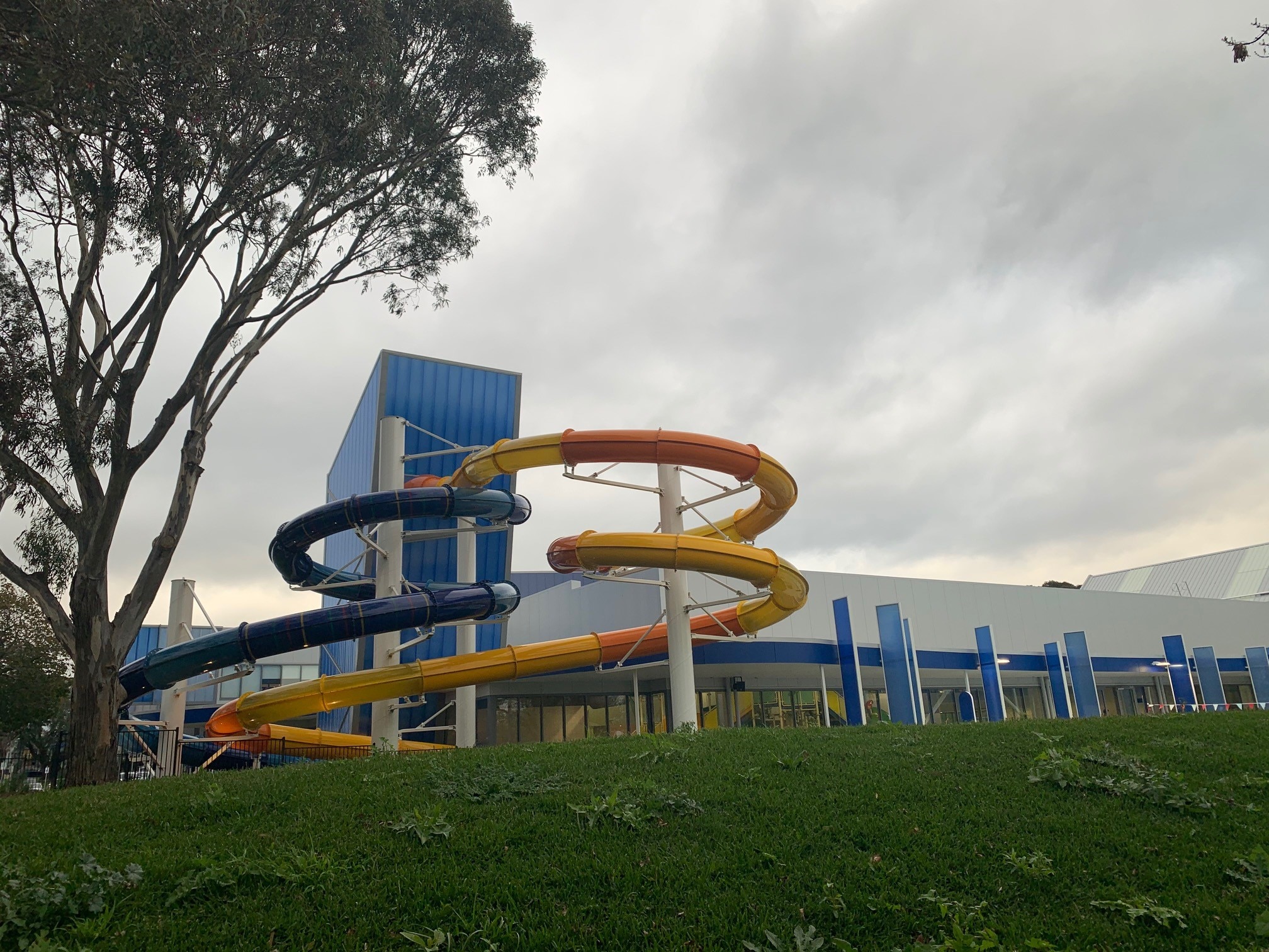 Traralgon laps up new all-abilities aquatic centre - ABC News