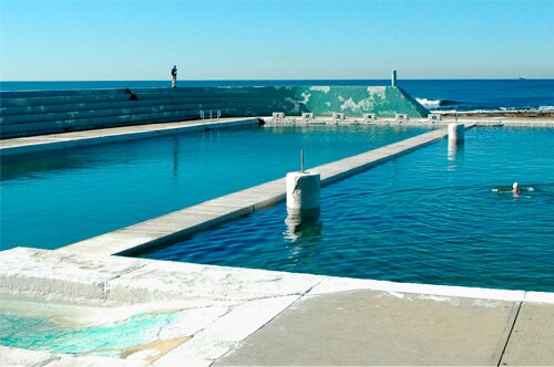 Newcastle Ocean Baths to be closed for clean up after rough seas - ABC News