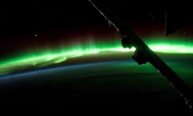 Aurora lights captured in International Space Station timelapse - ABC News