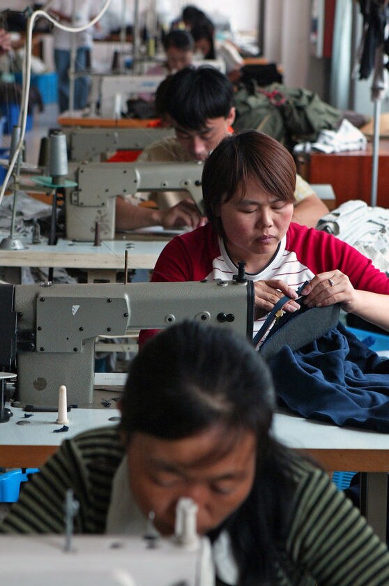 Fast fashion: Rivers turning blue and 500,000 tonnes in landfill - ABC News