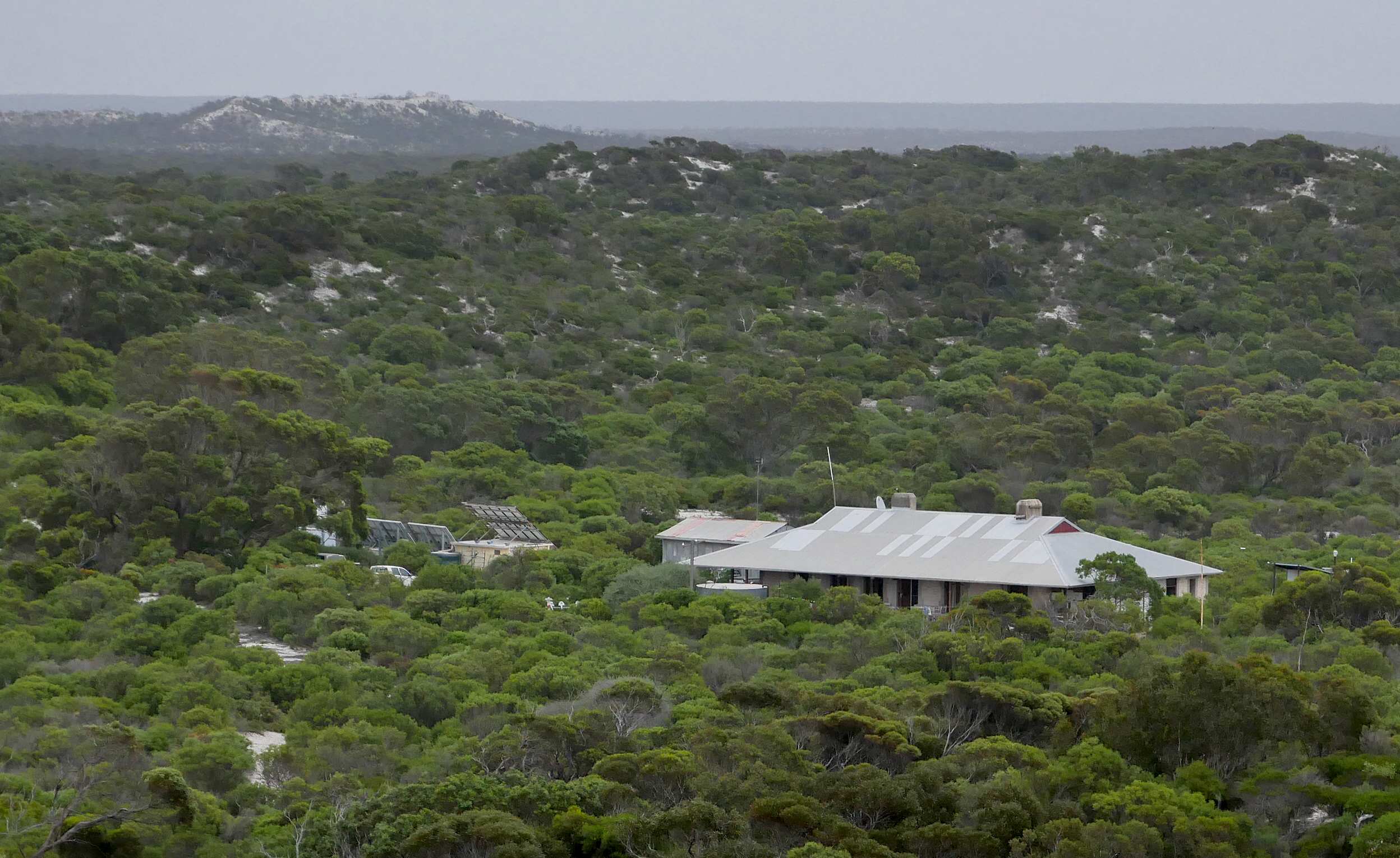 Beautiful, secluded Eyre Bird Observatory could fade into history ...