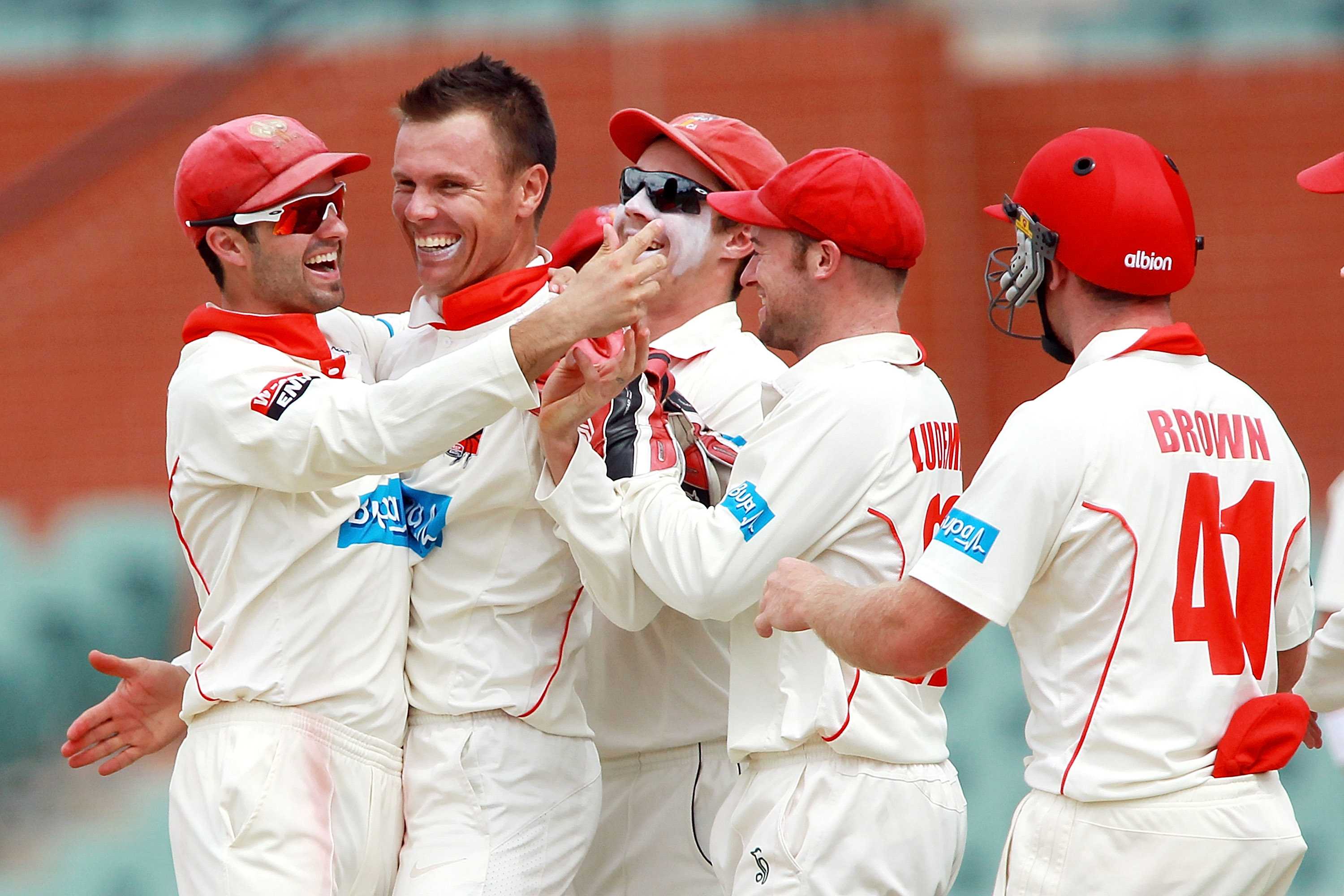 Johan Botha cleared of suspect bowling action after biomechanical ...