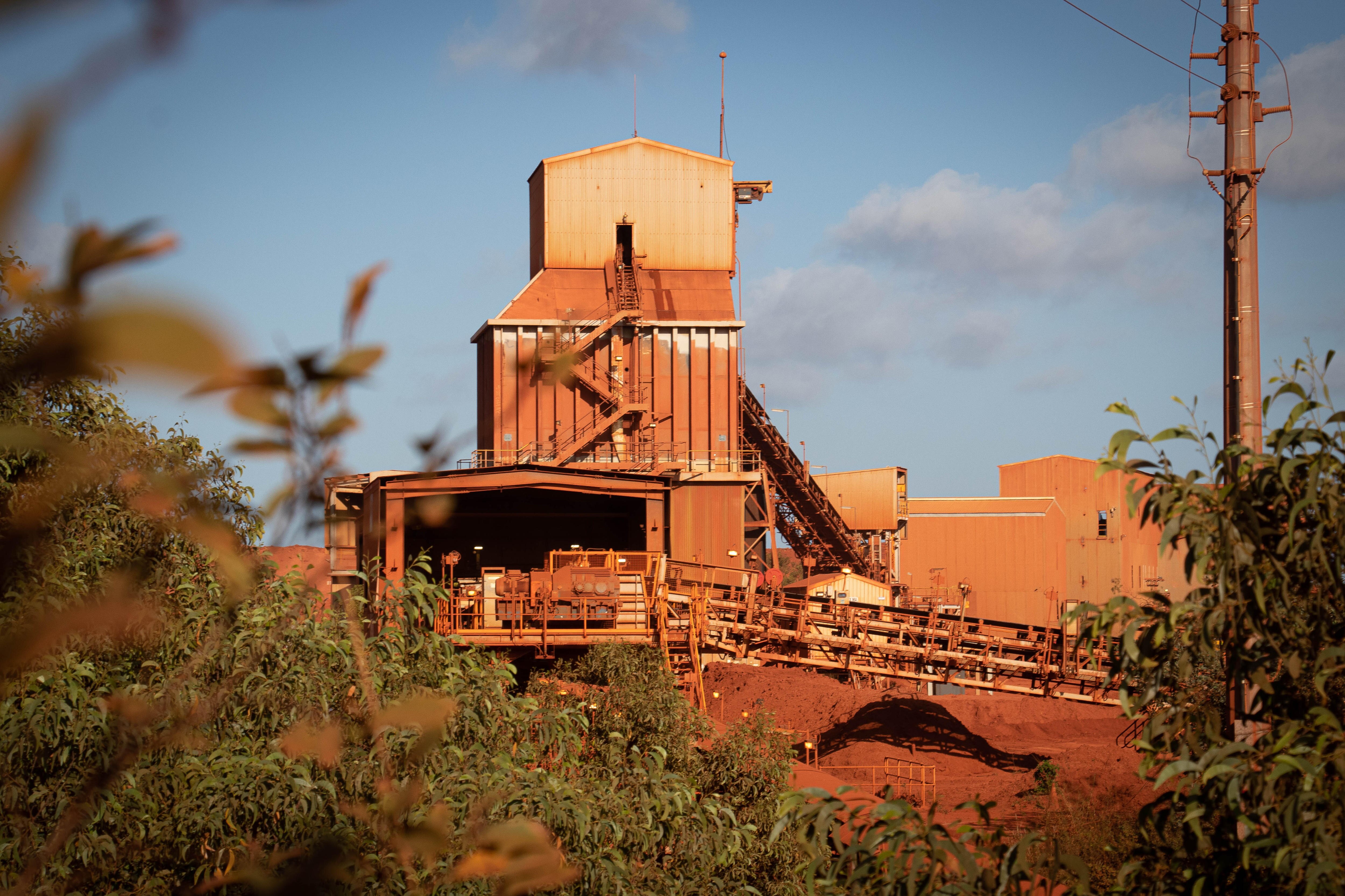 Rio Tinto's demolition of Gove refinery on its way to recycle 142,000 ...