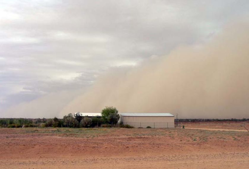 Raised dust for Qld's far south west - ABC listen