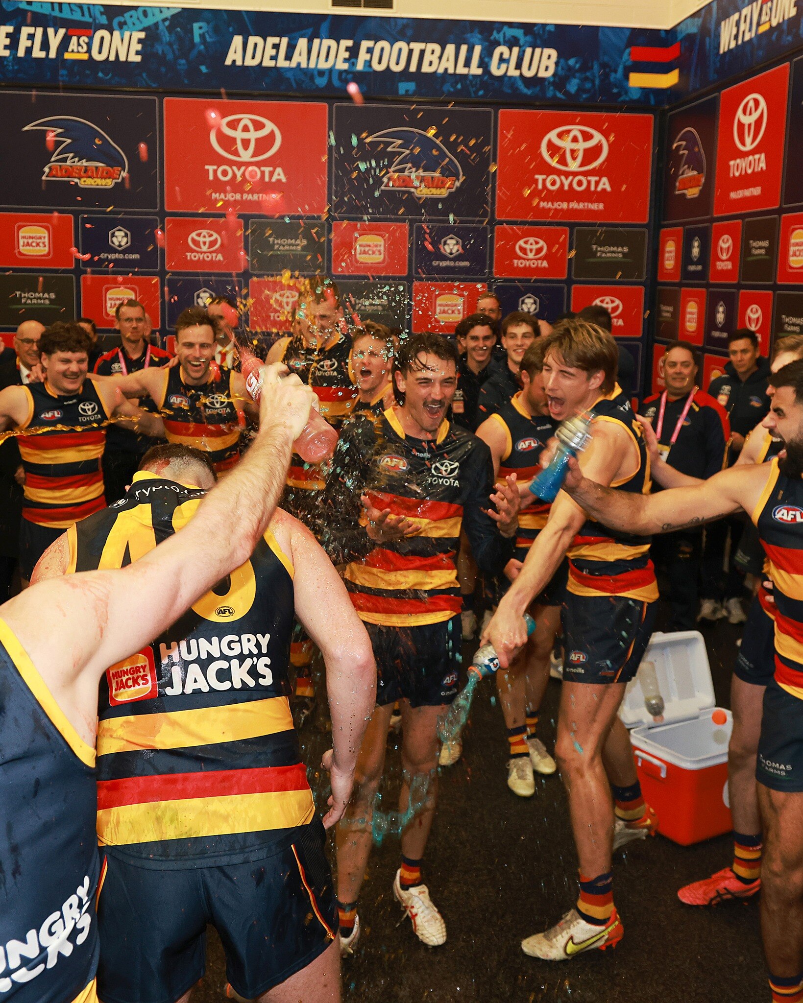 Crows defender's Dad flies 26-hours from Ireland to see son's debut ...