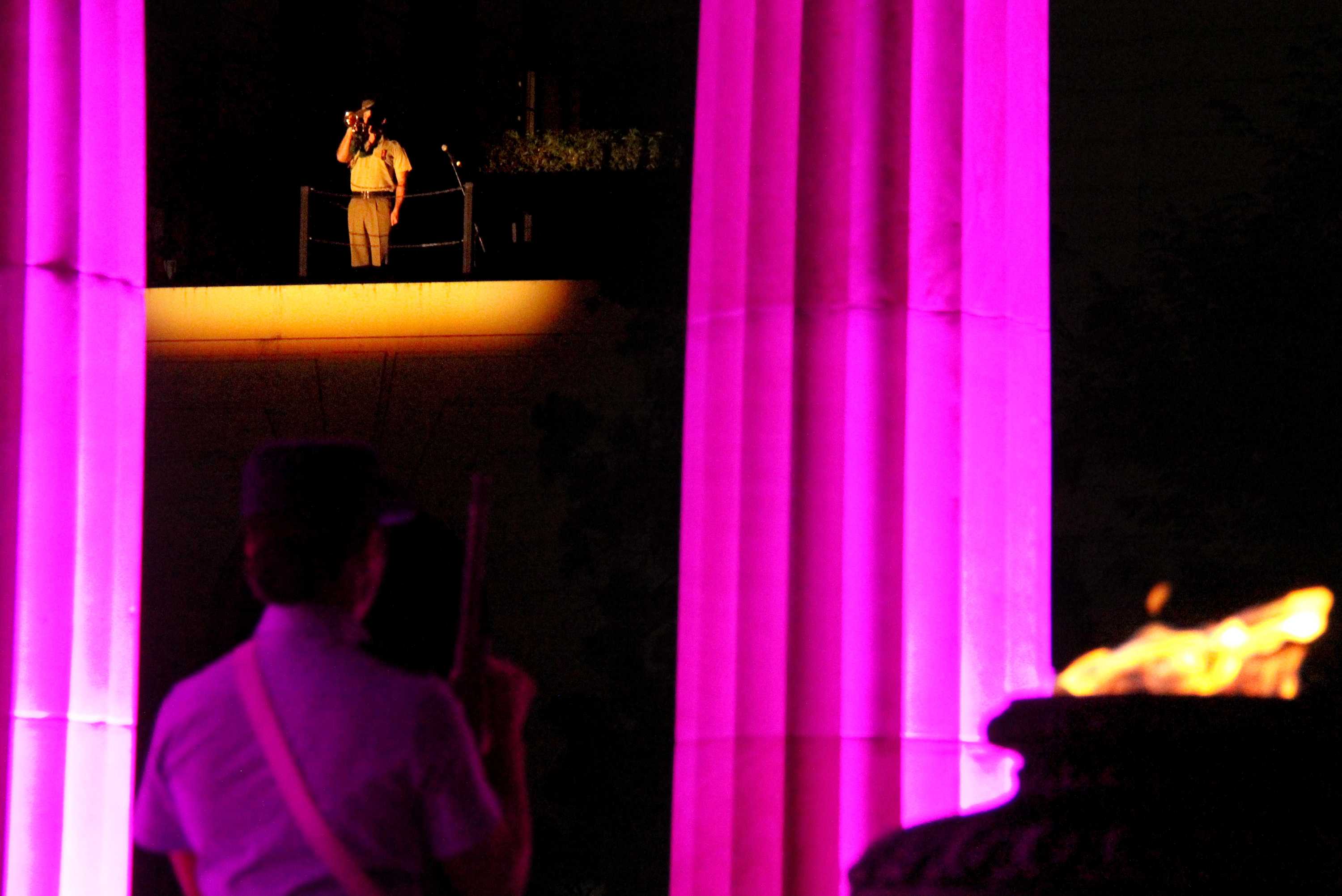 Anzac Day 2015: What the dawn services mean to people - ABC News