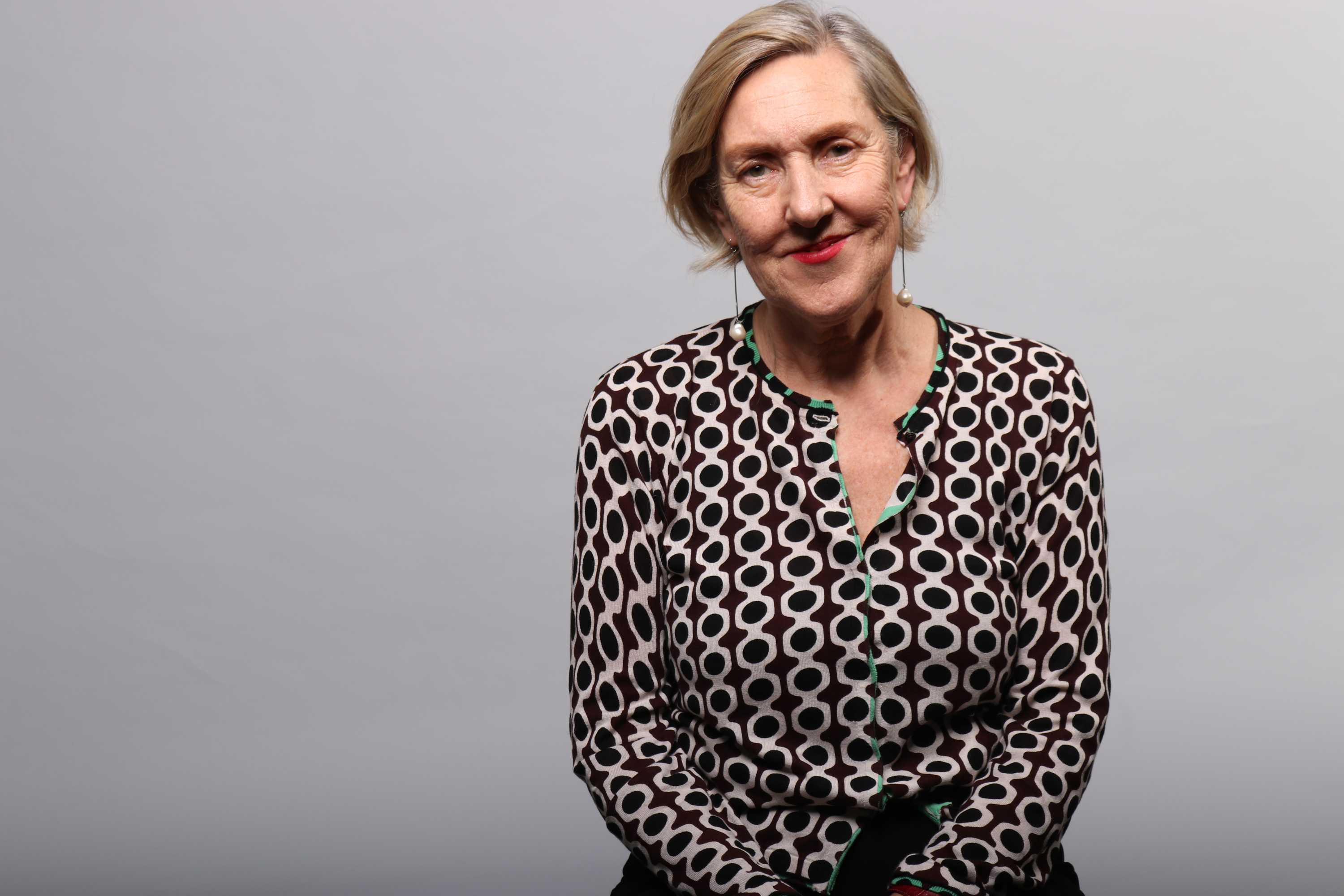 The pavlova in the suitcase - ABC listen