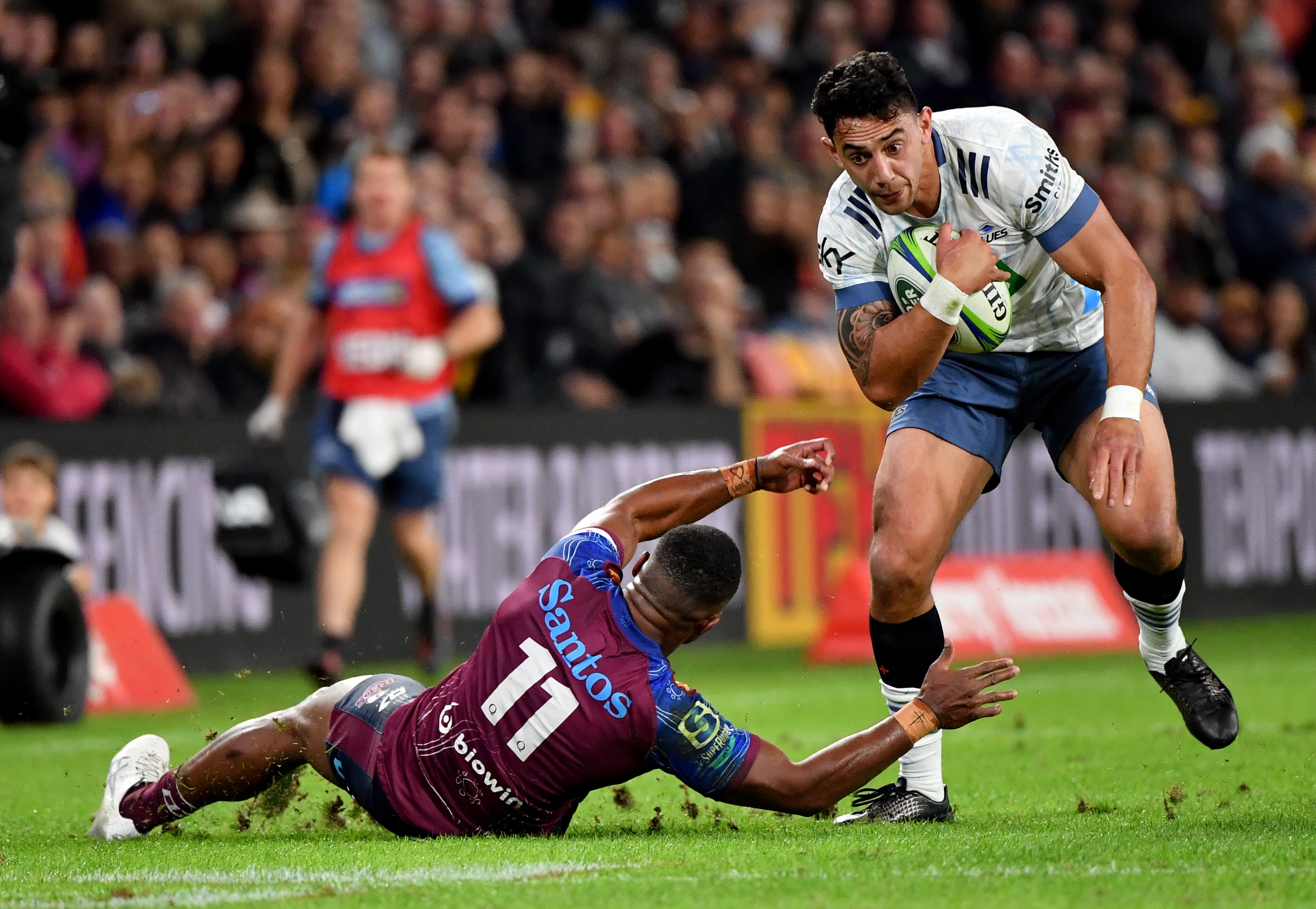 Super Rugby Trans-Tasman: Depleted Queensland Reds push Auckland Blues ...