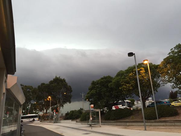 Storms hit Melbourne, after Bureau of Meteorology issued severe weather ...