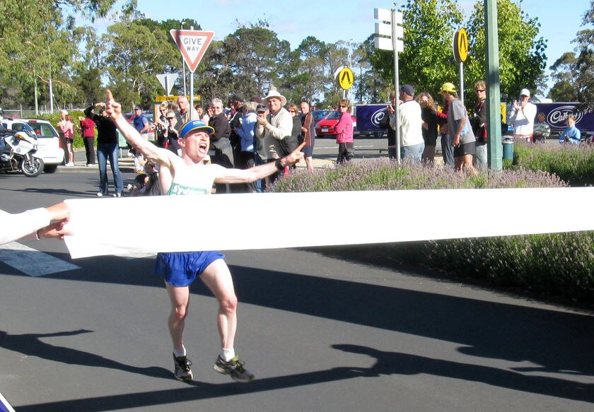 Sydney runner wins Tasmanian Marathon - ABC News