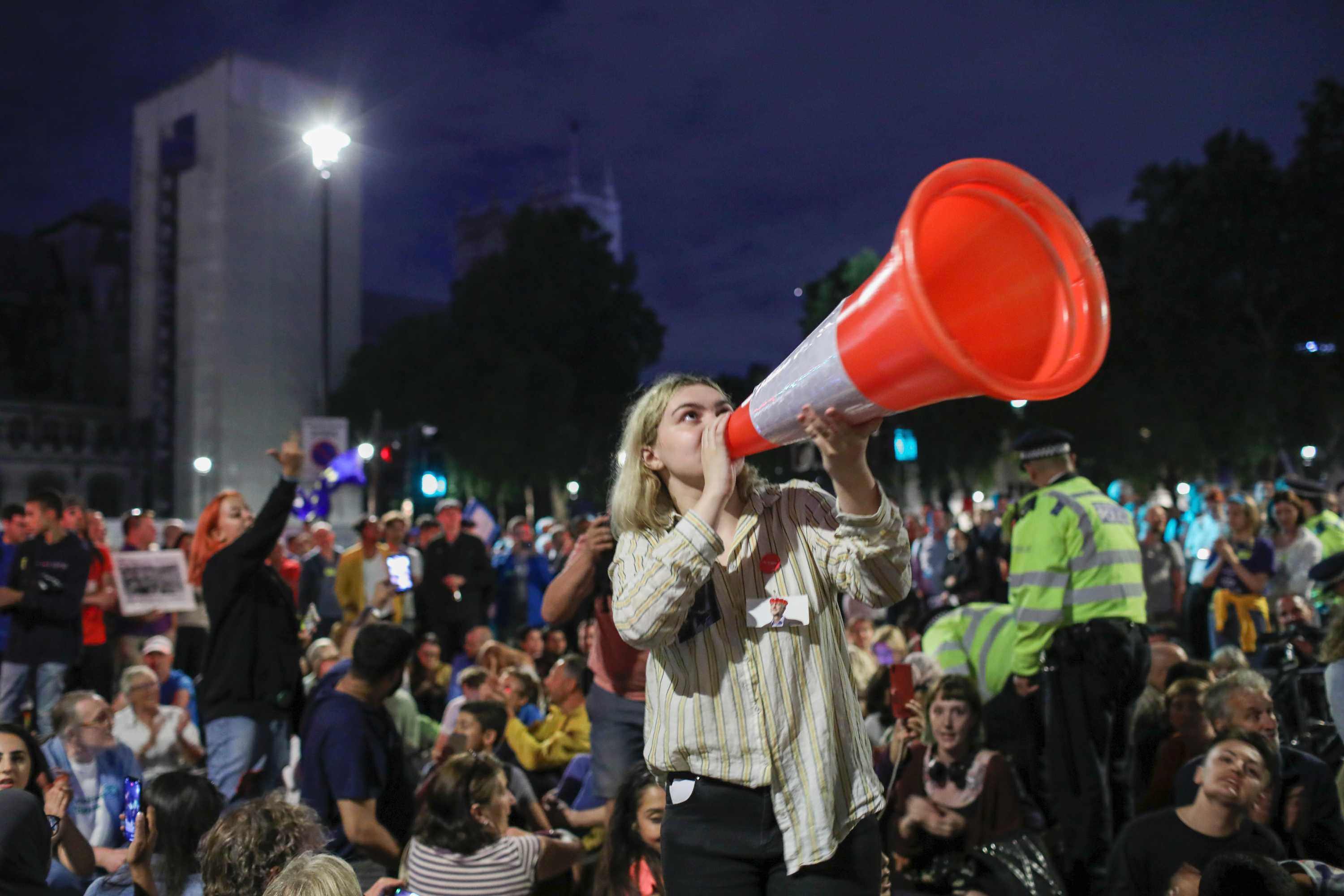 Brexit protesters outraged after Boris Johnson's 'very British coup' of ...