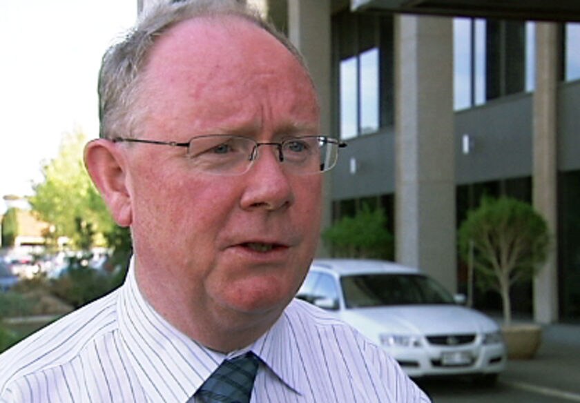 Labor MP takes part-time legal job - ABC News